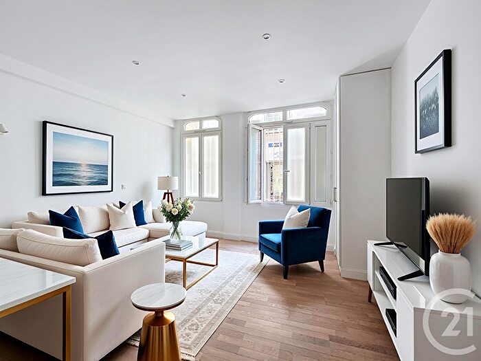 Appartement à vendre - Paris e , Grandes Carrières, Clichy - 1 pièce