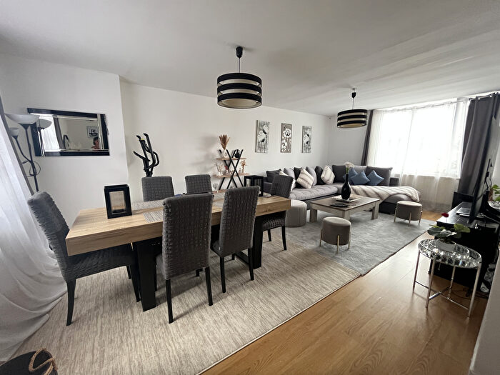 Appartement à vendre - Roubaix - 5 pièces - 3 chambres