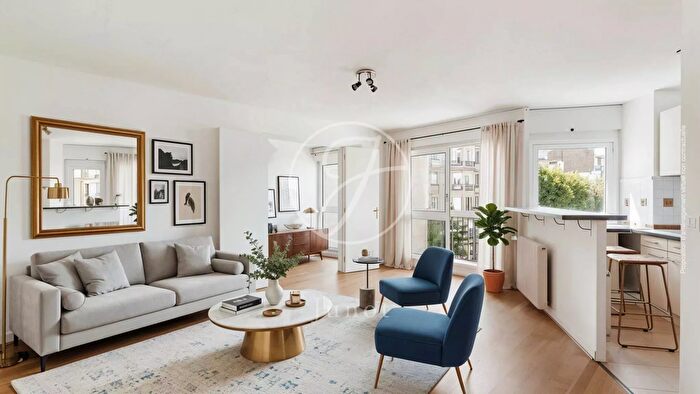 Appartement à vendre - Paris e  - 2 pièces - 1 chambre