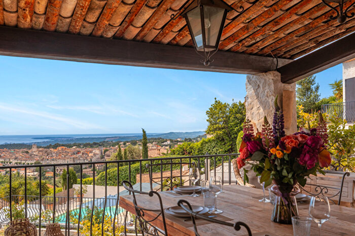 Maison 6 pièces à vendre - Vence, Saint-Martin, Lubiane, Le Suve