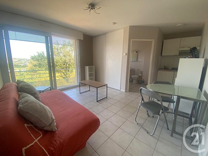 Appartement à louer - Rodez, Saint-Eloi, Camonil - 1 pièce