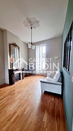 Maison à louer - Bordeaux - 5 pièces - 4 chambres