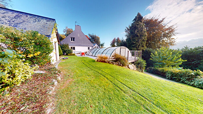 Maison à louer - Honfleur - 9 pièces - 4 chambres