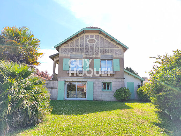 Maison 6 pièces à Le Château-d'Oléron, à vendre