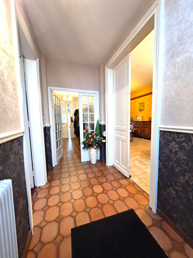 Cambrai, Esnes, Guise : Maison 8 pièces à vendre