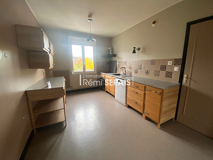 Appartement 4 pièces à Flers, Centre-ville, à louer
