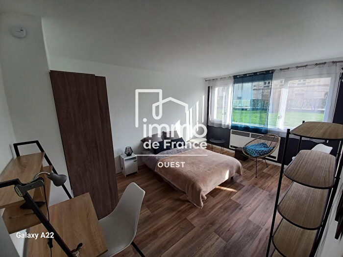 Appartement à louer - La Roche-sur-Yon, Pentagone, Pont-Morineau - 1 pièce