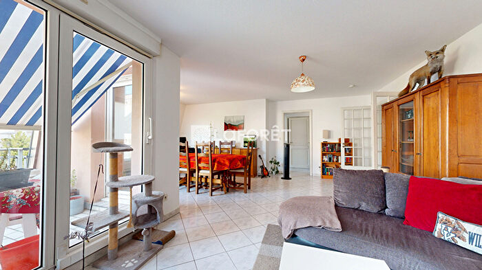Appartement 4 pièces à Bischheim, Canal, Pont Phario, à vendre
