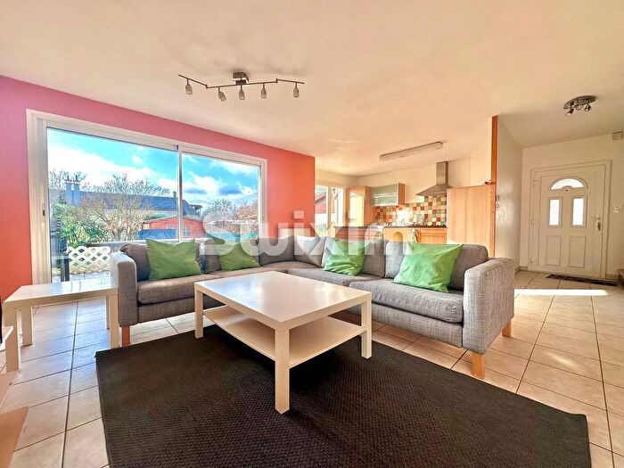 Maison à louer - Versonnex - 5 pièces - 4 chambres