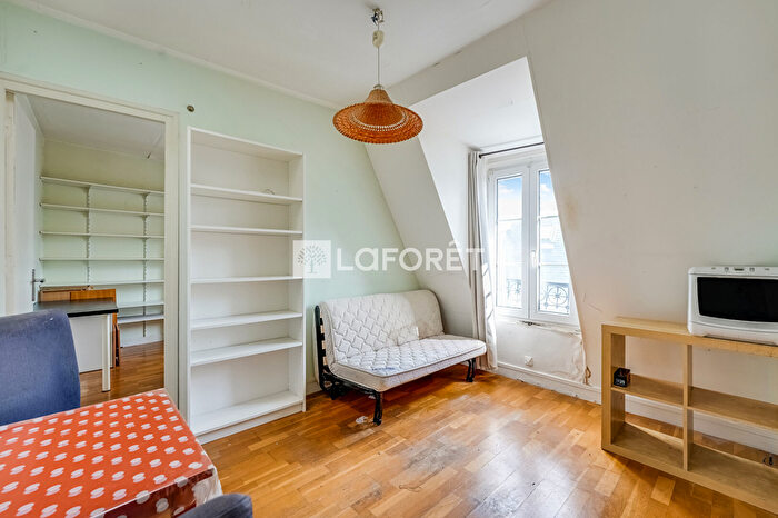 Paris 7ème, Breteuil : Appartement 2 pièces à vendre