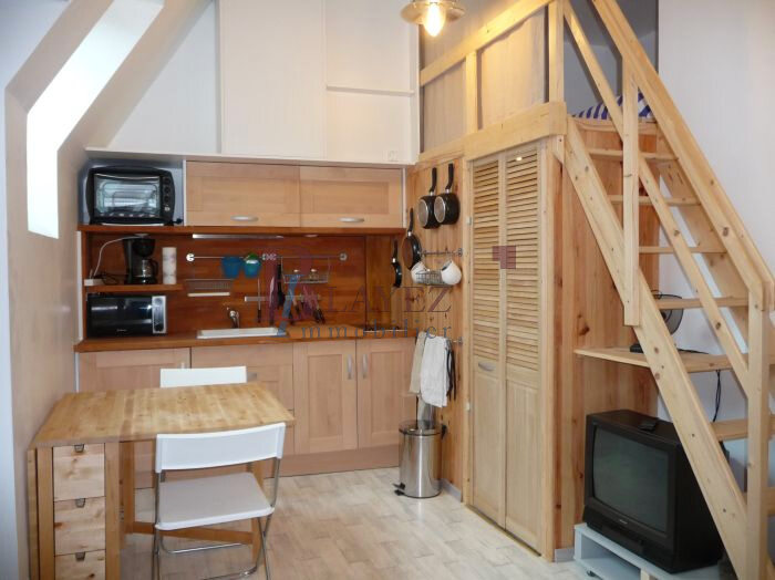 Appartement 1 pièce à Ussel, à louer