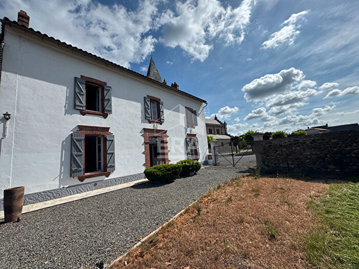 Maison 5 pièces à Pujo, à louer