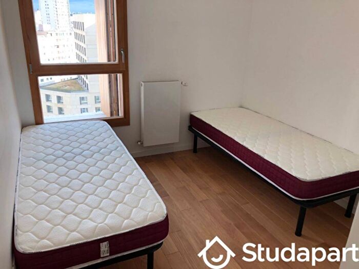 Appartement à louer - Amiraux-Simplon-Poissonniers, Paris ème arrondissement - 1 pièce - 1 chambre