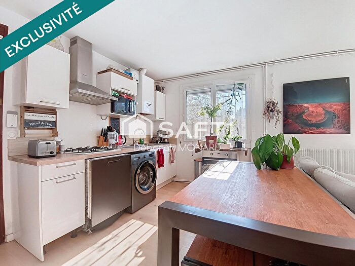 Maison à vendre - Eysines, Le Bourg - 3 pièces - 2 chambres