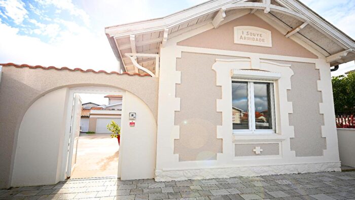 Maison à vendre - Arcachon, Aiguillon - 5 pièces - 3 chambres