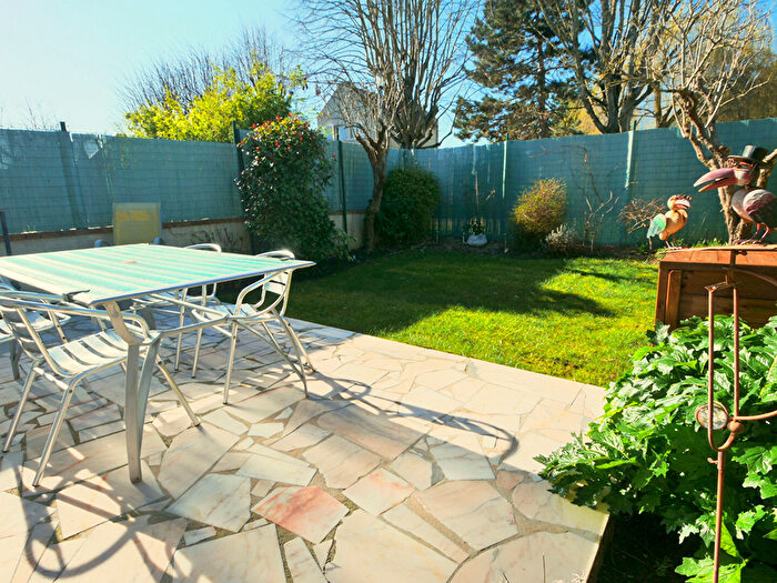 Maison à vendre - Montigny-le-Bretonneux, La Sourderie Sud - 6 pièces - 4 chambres