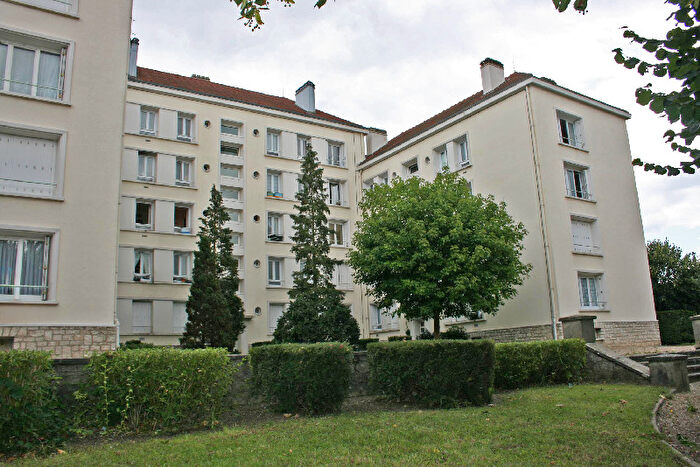 Appartement 4 pièces à louer - Montargis, Cité, Plateau