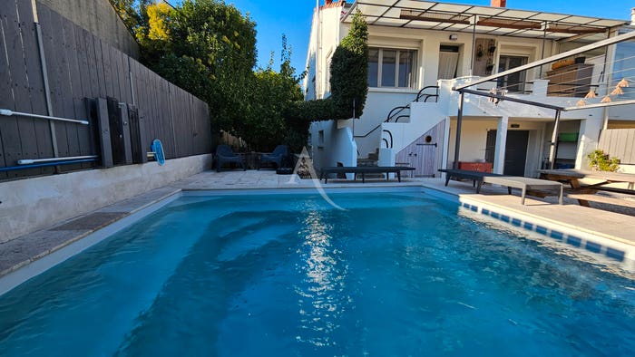 Maison 6 pièces à vendre - Nîmes, Les Amoureux