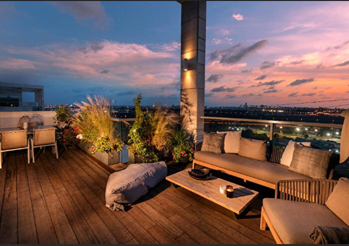 Maison à vendre - Lyon e , Laënnec, Mermoz - 5 pièces