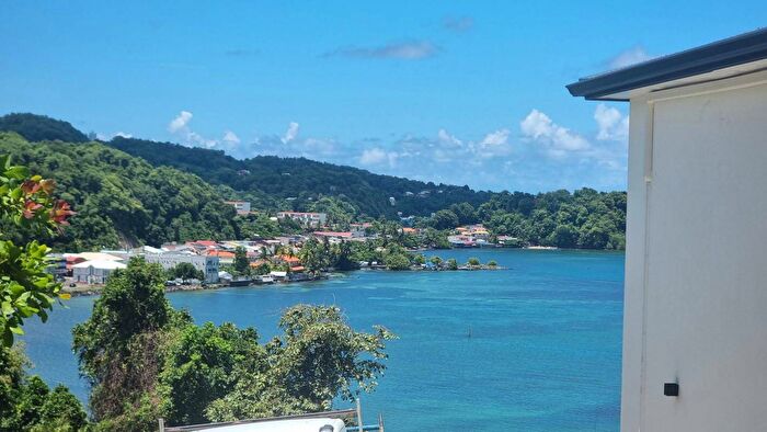 Maison à louer - La Trinité - 4 pièces - 3 chambres