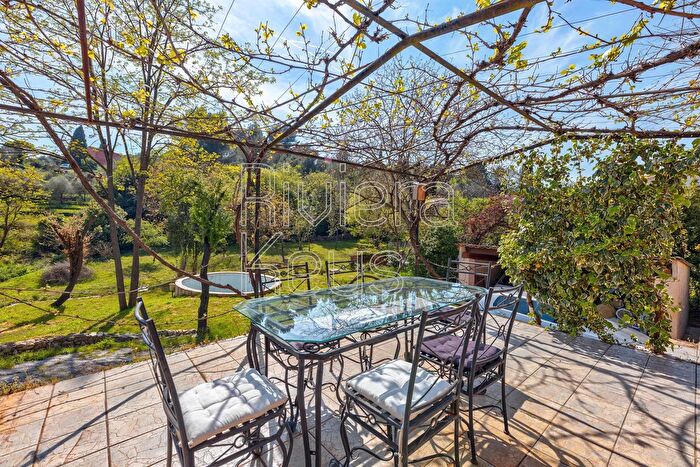 Maison à vendre - Grasse, Saint-Jacques - 5 pièces - 4 chambres