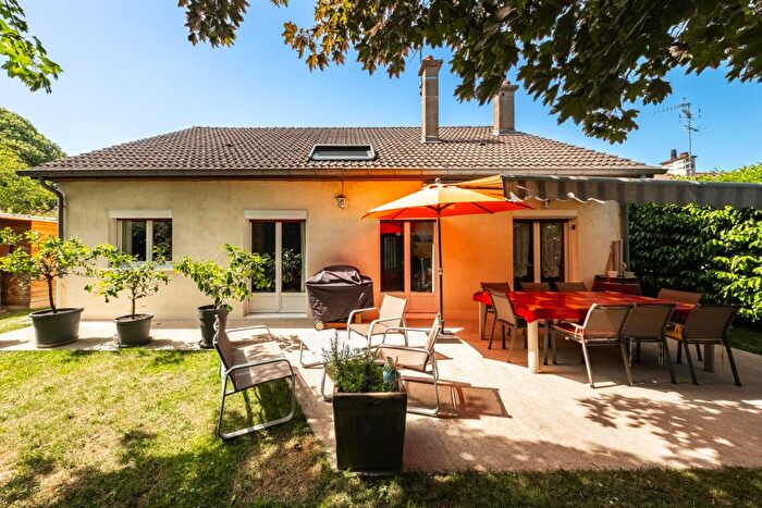 Maison 5 pièces à Chevigny-Saint-Sauveur, à vendre
