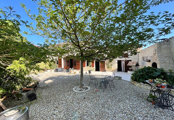 Maison 4 pièces à vendre - Échallat