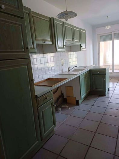 Centre Ville Nord, Tarascon : Appartement 3 pièces à louer