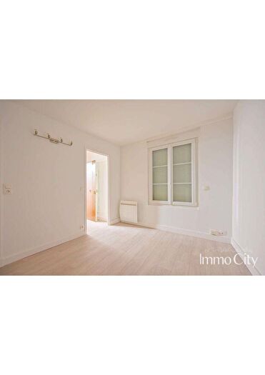 Les Halles, Paris 1er arrondissement : Appartement 1 pièce à louer