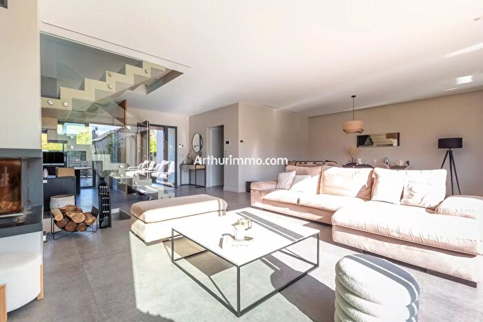 Maison à vendre - Sucy-en-Brie, Grand Val - 6 pièces - 3 chambres