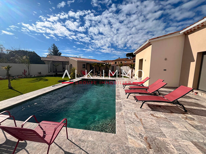 Maison à vendre - Agde, La Ville - 6 pièces - 5 chambres