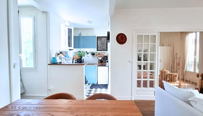 Appartement 2 pièces à Paris 19ème, Secrétan, Jaurès, à vendre