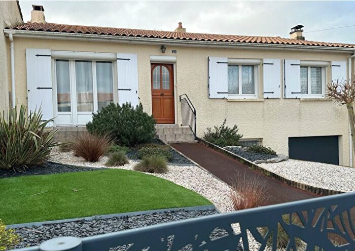 Maison à vendre - La Roche-sur-Yon, Val dOrnay, Saint-André dOrnay, Forges - 6 pièces - 3 chambres