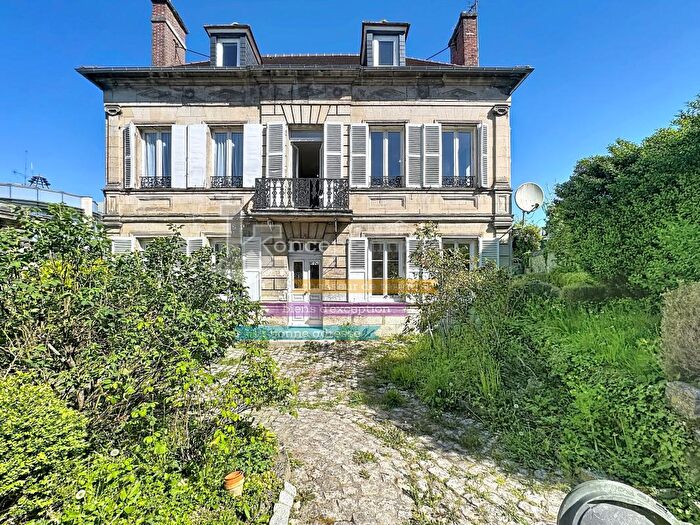 Maison à vendre - Clermont - 8 pièces