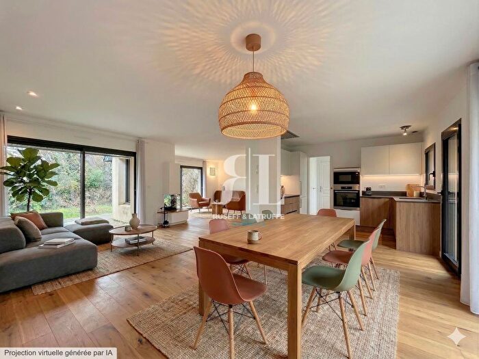 Maison à vendre - Larmor-Plage - 7 pièces - 5 chambres