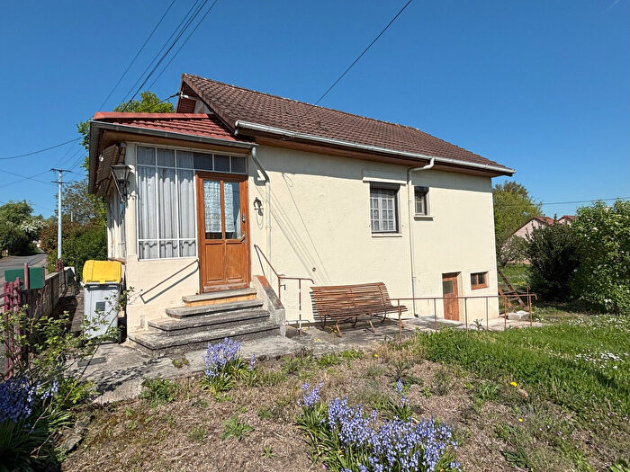 Maison à vendre - Montceau-les-Mines, Bois du Verne, Bois Garnier - 2 pièces - 1 chambre