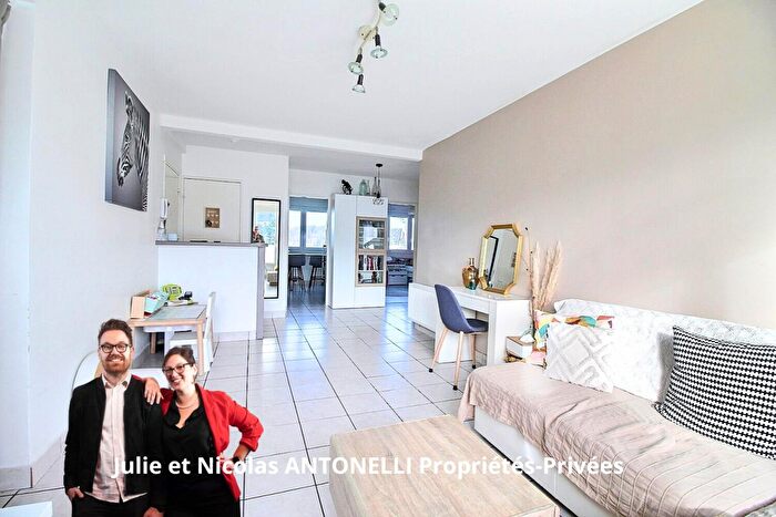 Appartement à vendre - Villars - 4 pièces - 3 chambres