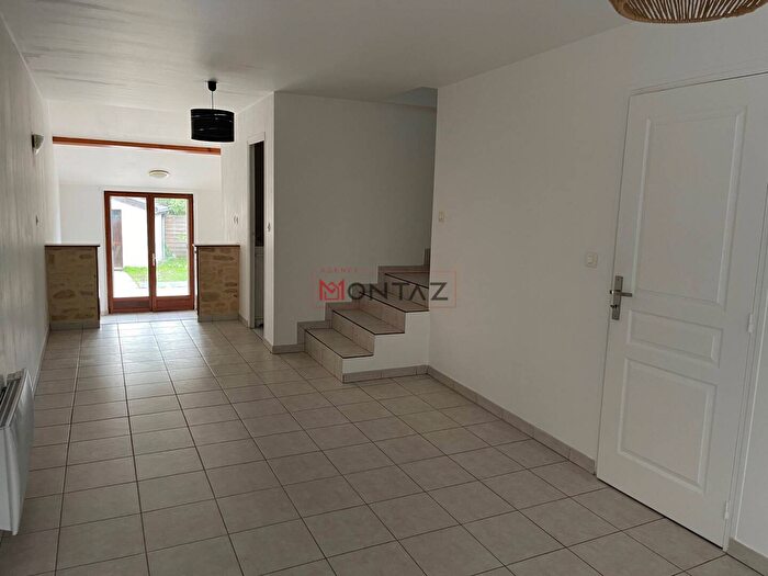 Maison à louer - Rebais - 3 pièces - 2 chambres