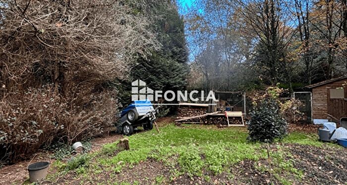 Maison à vendre - Nantiat - 4 pièces - 3 chambres