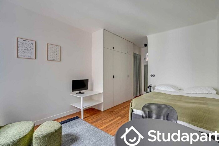 Clichy-Trinité, Paris 9ème arrondissement - Appartement 1 pièce à louer