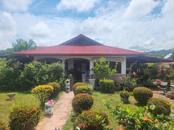 Maison à vendre - Remire-Montjoly - 4 pièces - 3 chambres