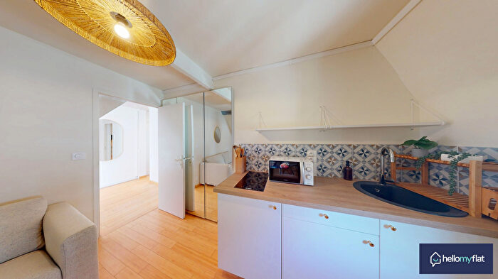 Appartement à louer - Troyes, Cathédrale - 3 pièces - 2 chambres