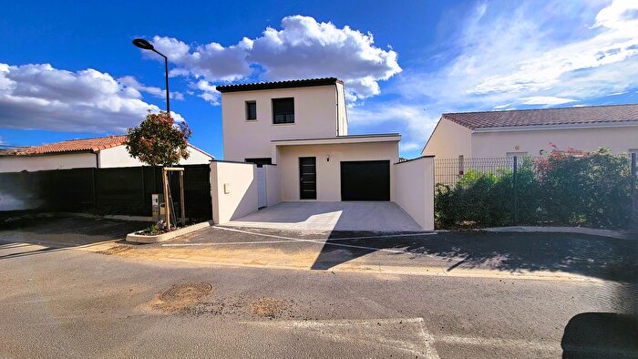 Maison 4 pièces à vendre à Nézignan-lévêque