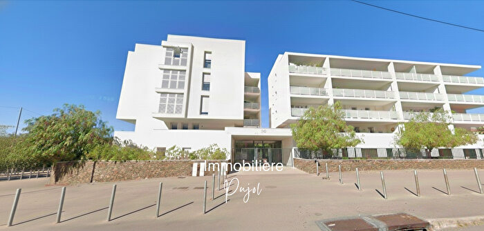 Appartement à louer - Marseille e , Vielle Chapelle - 2 pièces - 1 chambre