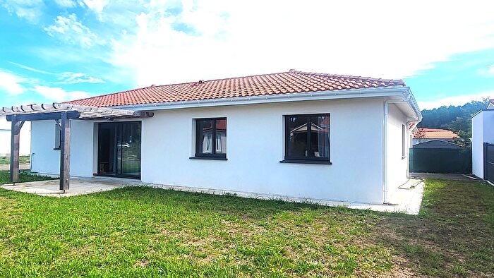 Maison 4 pièces à Pontenx-les-Forges, à vendre