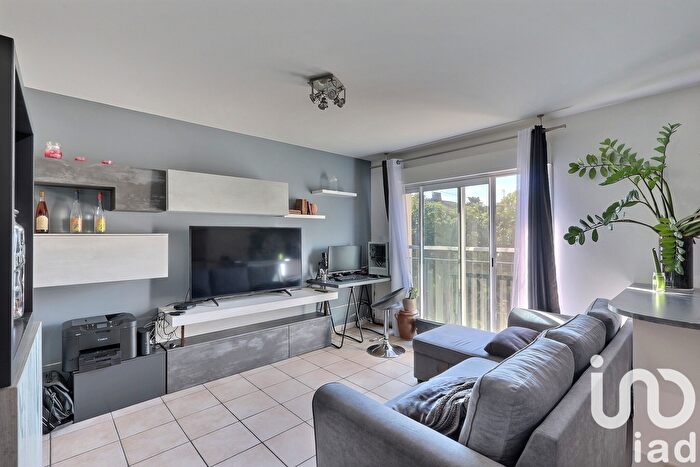 Appartement à vendre - Beauvoisin - 3 pièces - 2 chambres