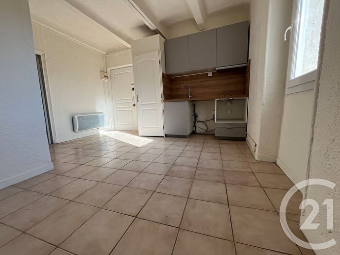 Appartement à louer - Alès, Centre-ville - 2 pièces - 1 chambre