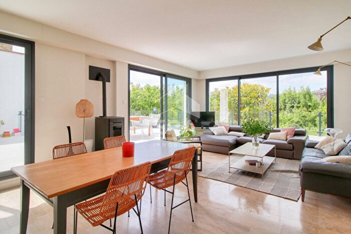 Maison à louer - Beau Site-Pommerets-Binelles, Sèvres - 9 pièces - 6 chambres