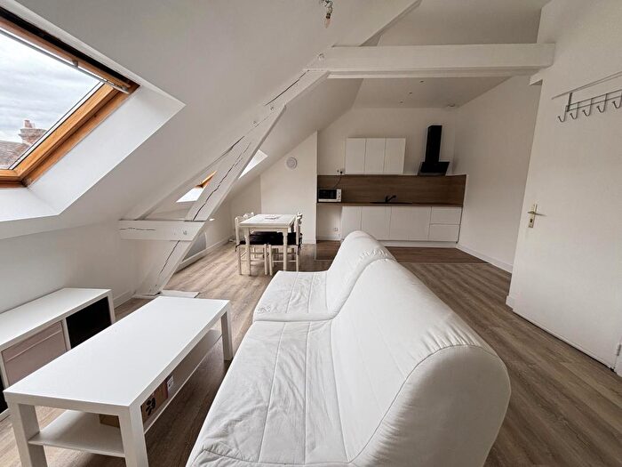 Alençon, Coeur de Ville - Appartement 2 pièces à louer