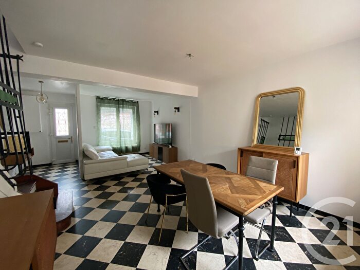 Maison 3 pièces à louer à Saint-Quentin, Isle